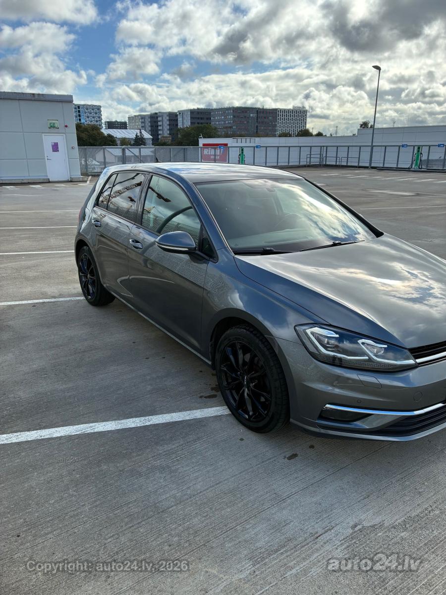 Pelēks Volkswagen Golf 2017 Tallina, ar dzinēja tilpumu 1.40 L un nobraukumu 110 tūkst. km par 11999 €, foto 4 vietnē AUTOMOTO.COM.LV