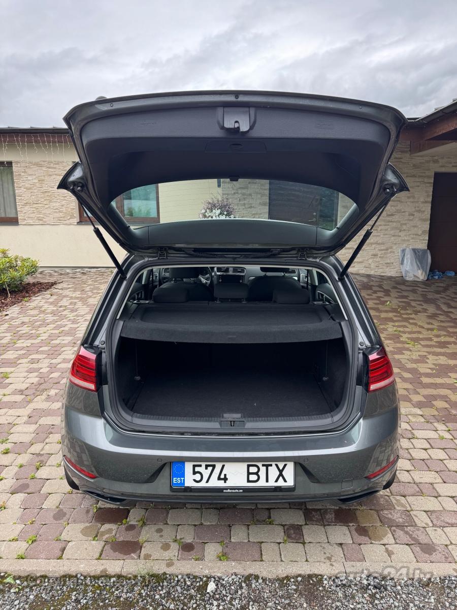 Grey Volkswagen Golf 2017 in Tallinn, with an engine capacity of 1.40 L and mileage of 152 thousand km for 10700 €, photo 10 on AUTOMOTO.COM.LV