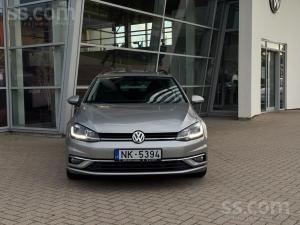 Pelēks Volkswagen Golf 2017 Valmiera, ar dzinēja tilpumu 1.60 L un nobraukumu 266 tūkst. km par 7900 €, foto 4 vietnē AUTOMOTO.COM.LV