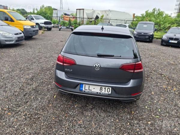 Pelēks Volkswagen Golf 2018 Rīga, ar dzinēja tilpumu 1.50 L un nobraukumu 56 tūkst. km par 9800 €, foto 6 vietnē AUTOMOTO.COM.LV