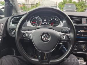 Grey Volkswagen Golf 2018 in Riga, with an engine capacity of 1.50 L and mileage of 56 thousand km for 9800 €, photo 12 on AUTOMOTO.COM.LV