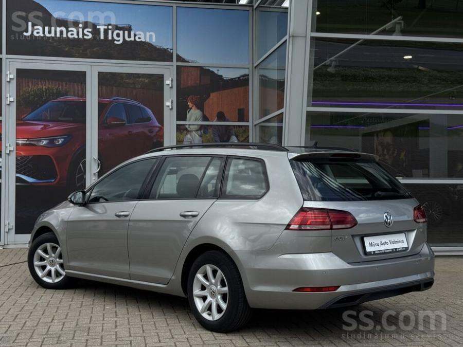 Grey Volkswagen Golf 2018 in Valmiera, with an engine capacity of 1.60 L and mileage of 209 thousand km for 9900 €, photo 4 on AUTOMOTO.COM.LV