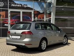 Grey Volkswagen Golf 2018 in Valmiera, with an engine capacity of 1.60 L and mileage of 209 thousand km for 9900 €, photo 6 on AUTOMOTO.COM.LV