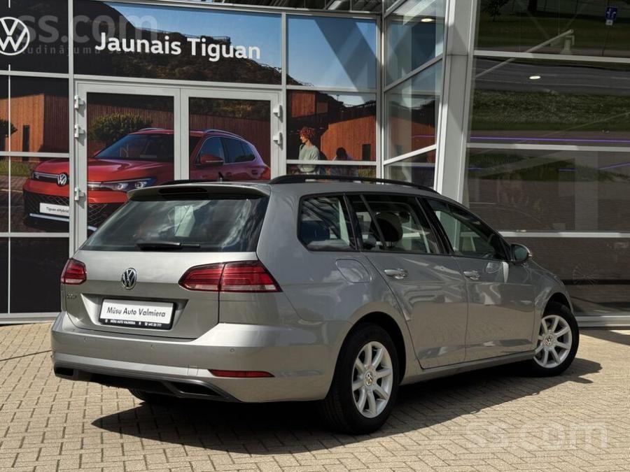 Grey Volkswagen Golf 2018 in Valmiera, with an engine capacity of 1.60 L and mileage of 209 thousand km for 9900 €, photo 6 on AUTOMOTO.COM.LV