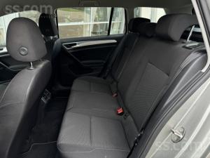 Grey Volkswagen Golf 2018 in Valmiera, with an engine capacity of 1.60 L and mileage of 209 thousand km for 9900 €, photo 22 on AUTOMOTO.COM.LV