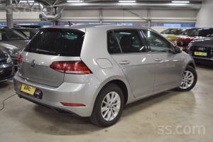 Pelēks Volkswagen Golf 2018 Rīga, ar dzinēja tilpumu 1.60 L un nobraukumu 153 tūkst. km par 9200 €, foto 2 vietnē AUTOMOTO.COM.LV