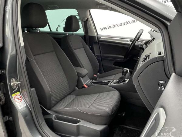 Grey Volkswagen Golf 2018 in Vilnius, with an engine capacity of 1.40 L and mileage of 132 thousand km for 11900 €, photo 8 on AUTOMOTO.COM.LV