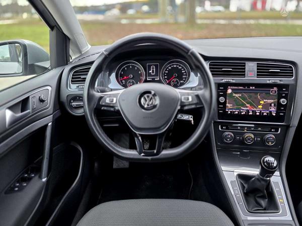 Pelēks Volkswagen Golf 2018 Tauragė, ar dzinēja tilpumu 1.40 L un nobraukumu 266 tūkst. km par 7300 €, foto 9 vietnē AUTOMOTO.COM.LV