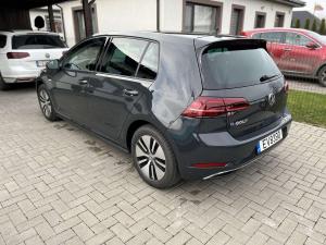 Pelēks Volkswagen Golf 2018 Kauņa, ar dzinēja tilpumu 0.00 L un nobraukumu 97 tūkst. km par 13200 €, foto 4 vietnē AUTOMOTO.COM.LV