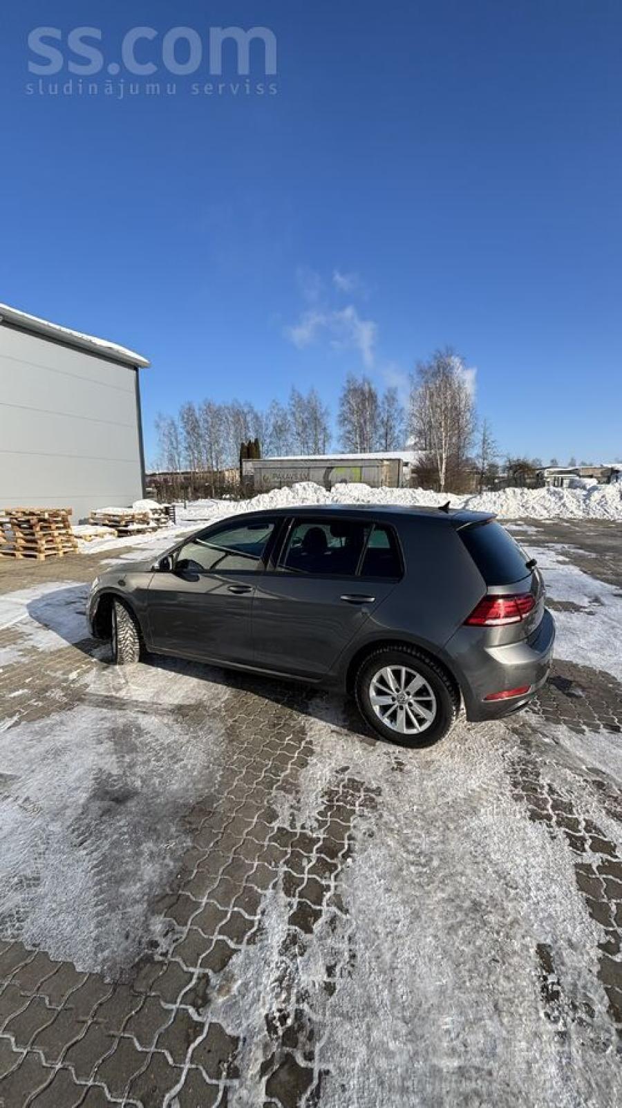 Серый Фольксваген Гольф 2018 в Айзкраукле, объемом двигателя 1.00 л и пробегом 0 тыс. км за 11900 €, фото 4 на AUTOMOTO.COM.LV