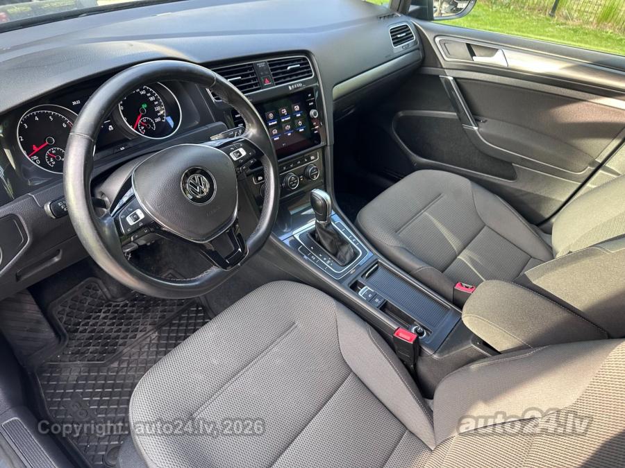Grey Volkswagen Golf 2018 in Parnu, with an engine capacity of 1.40 L and mileage of 91 thousand km for 11900 €, photo 6 on AUTOMOTO.COM.LV