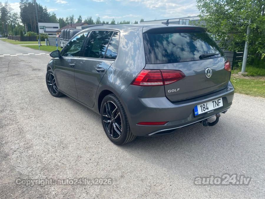 Grey Volkswagen Golf 2018 in Parnu, with an engine capacity of 1.40 L and mileage of 91 thousand km for 11900 €, photo 16 on AUTOMOTO.COM.LV