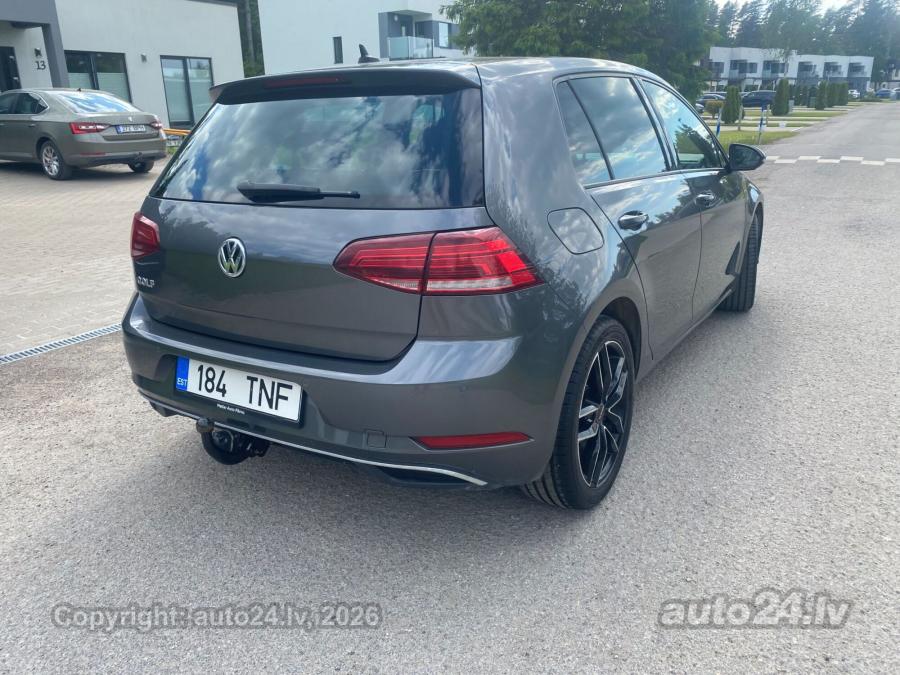 Grey Volkswagen Golf 2018 in Parnu, with an engine capacity of 1.40 L and mileage of 91 thousand km for 11900 €, photo 17 on AUTOMOTO.COM.LV