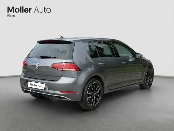Grey Volkswagen Golf 2018 in Parnu, with an engine capacity of 1.40 L and mileage of 91 thousand km for 13900 €, photo 2 on AUTOMOTO.COM.LV