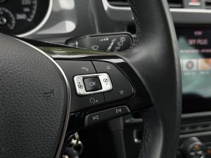 Pelēks Volkswagen Golf 2018 Pērnava, ar dzinēja tilpumu 1.40 L un nobraukumu 91 tūkst. km par 13900 €, foto 14 vietnē AUTOMOTO.COM.LV
