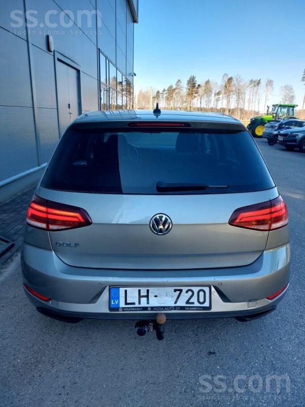 Pelēks Volkswagen Golf 2018 Rīga, ar dzinēja tilpumu 1.60 L un nobraukumu 246 tūkst. km par 6655 €, foto 4 vietnē AUTOMOTO.COM.LV