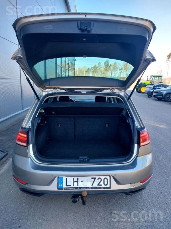 Pelēks Volkswagen Golf 2018 Rīga, ar dzinēja tilpumu 1.60 L un nobraukumu 246 tūkst. km par 6655 €, foto 6 vietnē AUTOMOTO.COM.LV