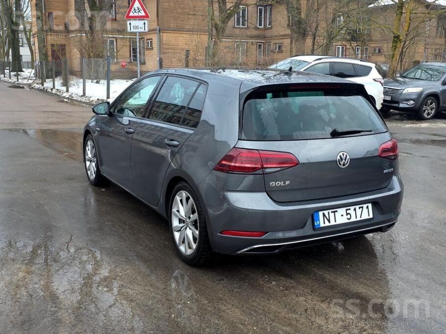 Pelēks Volkswagen Golf 2018 Rīga, ar dzinēja tilpumu 1.50 L un nobraukumu 174 tūkst. km par 11000 €, foto 3 vietnē AUTOMOTO.COM.LV
