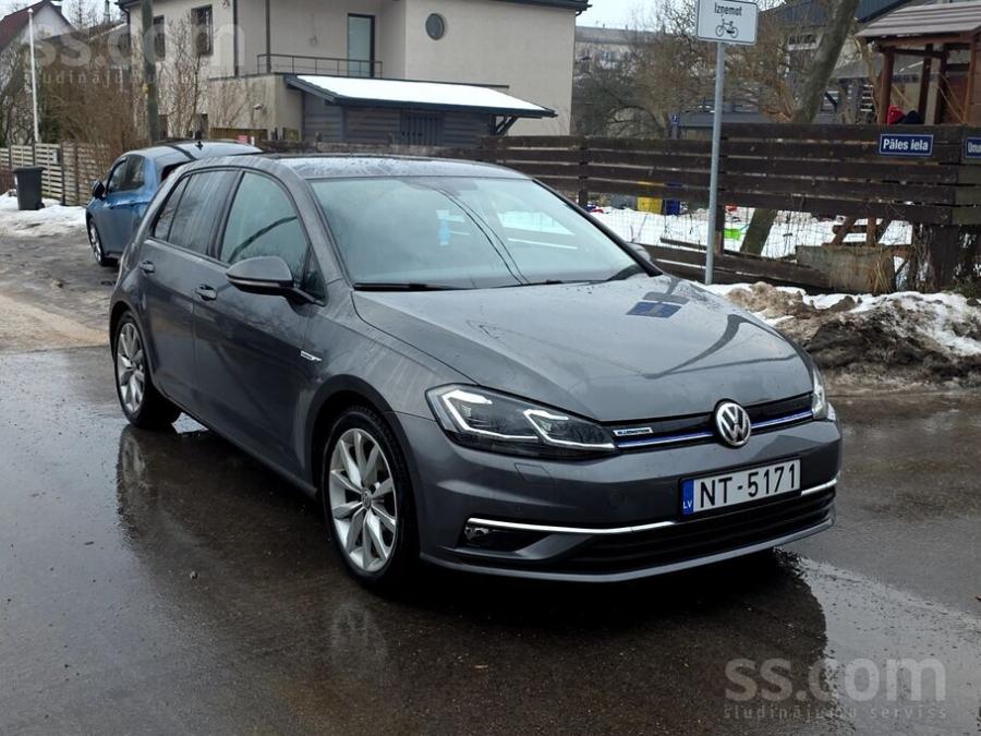 Pelēks Volkswagen Golf 2018 Rīga, ar dzinēja tilpumu 1.50 L un nobraukumu 174 tūkst. km par 11000 €, foto 5 vietnē AUTOMOTO.COM.LV