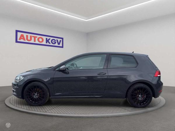Pelēks Volkswagen Golf 2018 Kauņa, ar dzinēja tilpumu 1.40 L un nobraukumu 176 tūkst. km par 9499 €, foto 2 vietnē AUTOMOTO.COM.LV