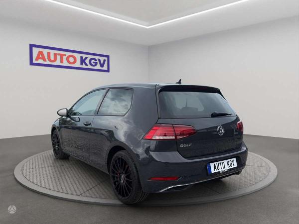 Pelēks Volkswagen Golf 2018 Kauņa, ar dzinēja tilpumu 1.40 L un nobraukumu 176 tūkst. km par 9499 €, foto 3 vietnē AUTOMOTO.COM.LV