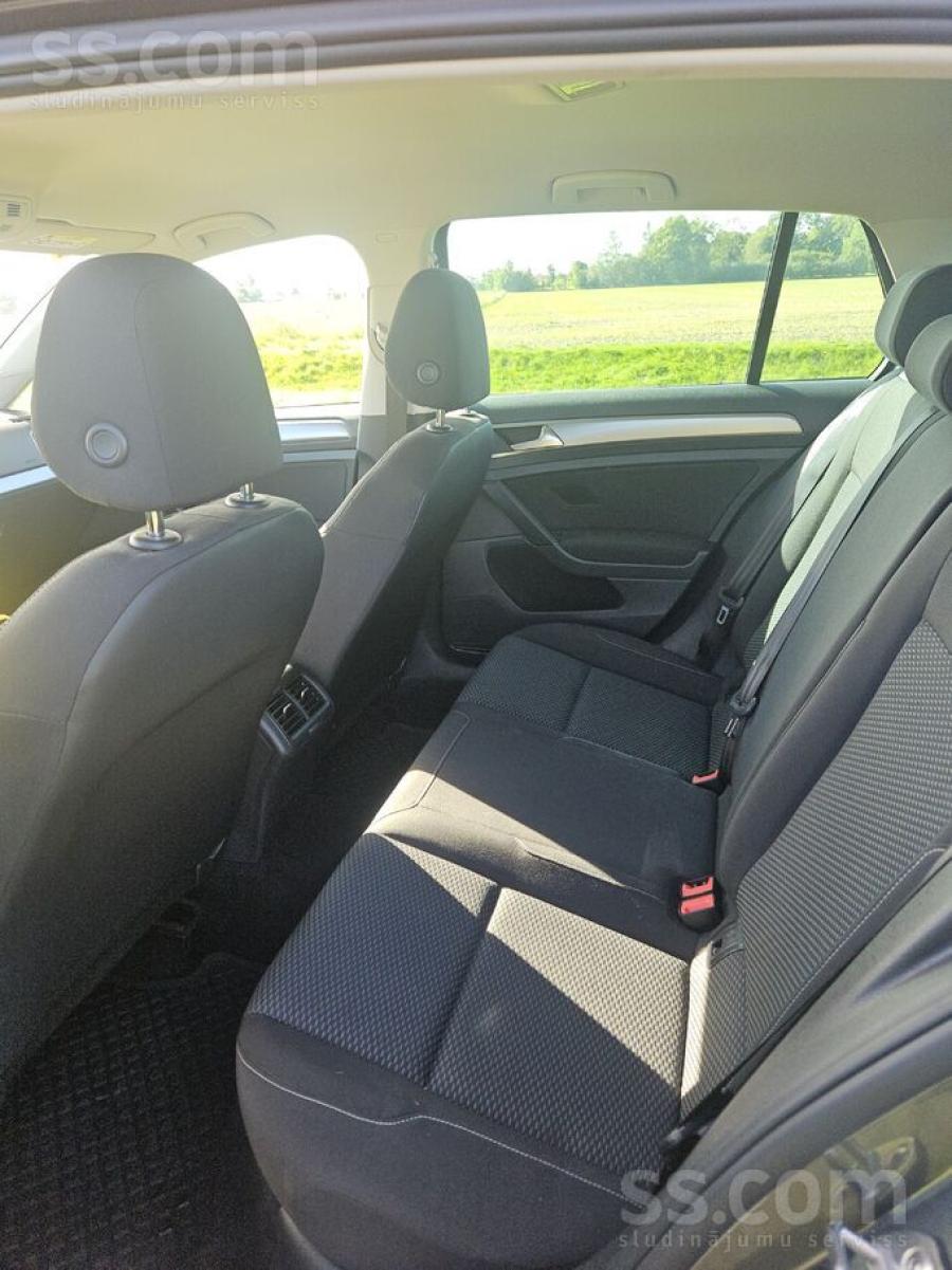 Pelēks Volkswagen Golf 2018 Ventspils, ar dzinēja tilpumu 1.40 L un nobraukumu 95 tūkst. km par 13000 €, foto 7 vietnē AUTOMOTO.COM.LV
