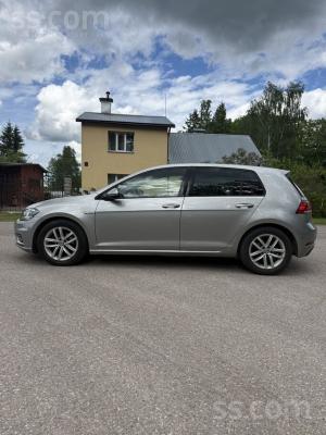 Pelēks Volkswagen Golf 2018 Jelgava, ar dzinēja tilpumu 1.50 L un nobraukumu 57 tūkst. km par 13000 €, foto 3 vietnē AUTOMOTO.COM.LV