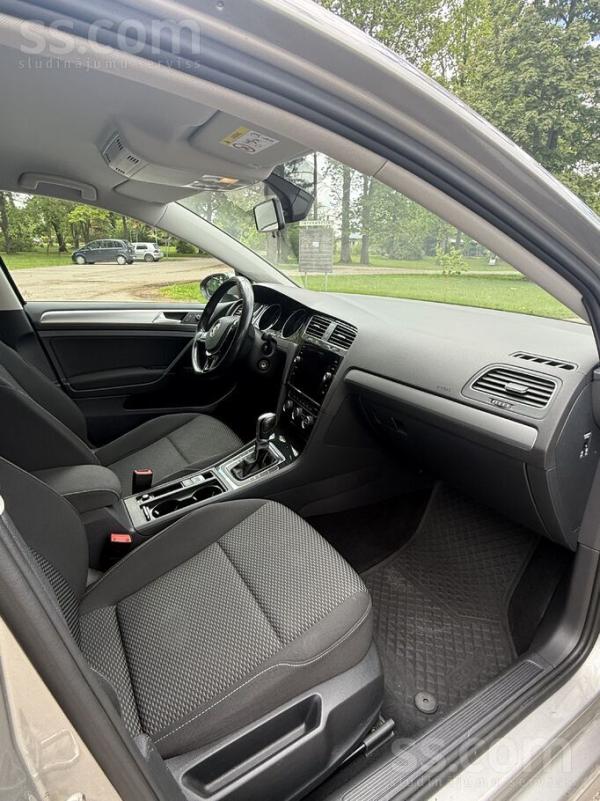 Grey Volkswagen Golf 2018 in Jelgava, with an engine capacity of 1.50 L and mileage of 57 thousand km for 13000 €, photo 10 on AUTOMOTO.COM.LV