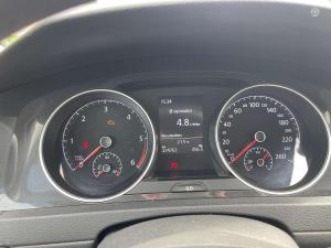 Pelēks Volkswagen Golf 2018 Viļņa, ar dzinēja tilpumu 1.60 L un nobraukumu 225 tūkst. km par 8950 €, foto 7 vietnē AUTOMOTO.COM.LV