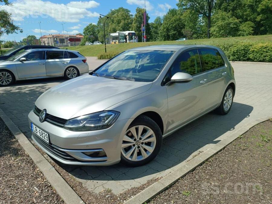 Grey Volkswagen Golf 2018 in Jelgava, with an engine capacity of 1.60 L and mileage of 157 thousand km for 10200 €, photo 1 on AUTOMOTO.COM.LV
