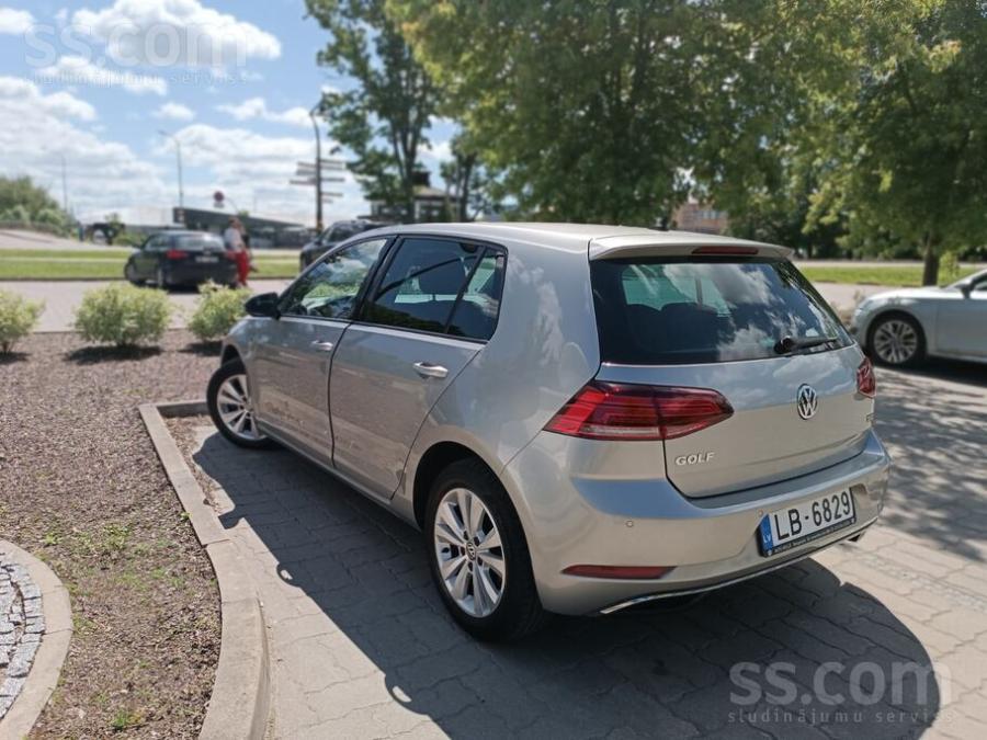 Grey Volkswagen Golf 2018 in Jelgava, with an engine capacity of 1.60 L and mileage of 157 thousand km for 10200 €, photo 4 on AUTOMOTO.COM.LV
