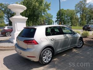 Grey Volkswagen Golf 2018 in Jelgava, with an engine capacity of 1.60 L and mileage of 157 thousand km for 10200 €, photo 5 on AUTOMOTO.COM.LV