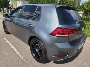 Pelēks Volkswagen Golf 2018 Mažeikiai, ar dzinēja tilpumu 1.80 L un nobraukumu 115 tūkst. km par 11259 €, foto 4 vietnē AUTOMOTO.COM.LV