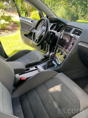 Grey Volkswagen Golf 2018 in Talsi, with an engine capacity of 1.50 L and mileage of 99 thousand km for 13800 €, photo 7 on AUTOMOTO.COM.LV