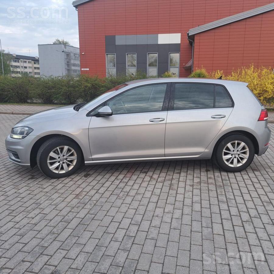 Pelēks Volkswagen Golf 2018 Rīga, ar dzinēja tilpumu 1.60 L un nobraukumu 124 tūkst. km par 11800 €, foto 3 vietnē AUTOMOTO.COM.LV