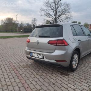 Pelēks Volkswagen Golf 2018 Rīga, ar dzinēja tilpumu 1.60 L un nobraukumu 124 tūkst. km par 11800 €, foto 4 vietnē AUTOMOTO.COM.LV