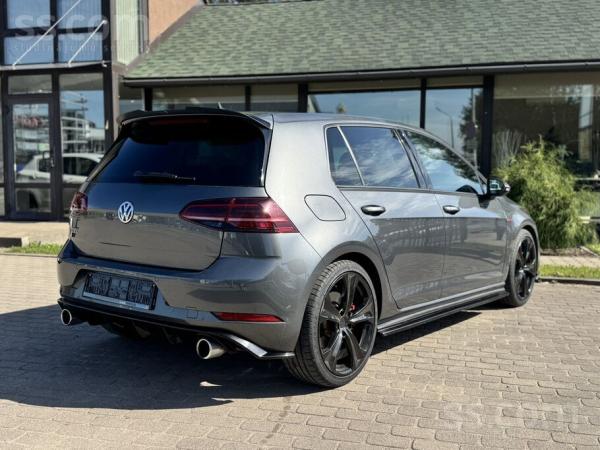 Pelēks Volkswagen Golf 2018 Tukums, ar dzinēja tilpumu 2.00 L un nobraukumu 119 tūkst. km par 18900 €, foto 4 vietnē AUTOMOTO.COM.LV