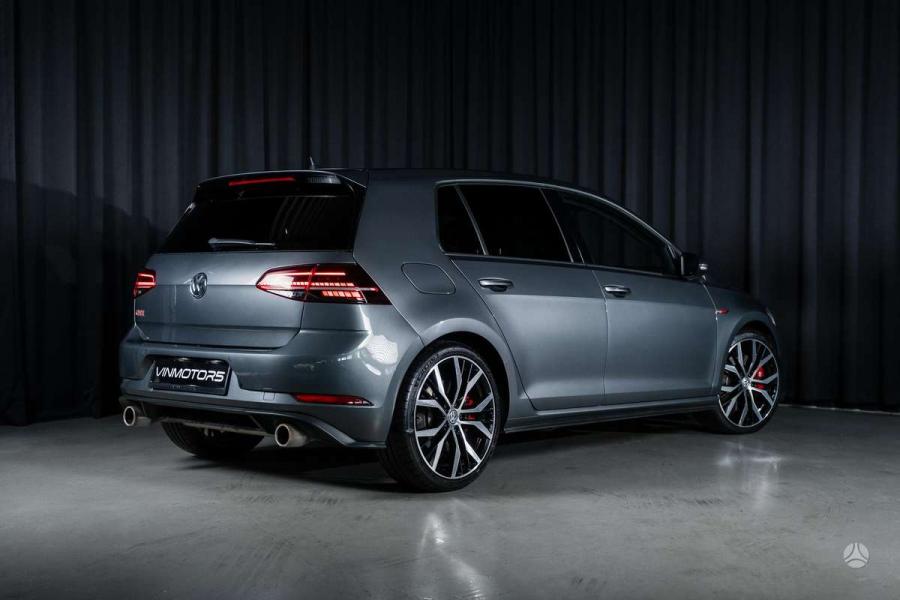 Pelēks Volkswagen Golf 2018 Viļņa, ar dzinēja tilpumu 1.98 L un nobraukumu 139 tūkst. km par 18999 €, foto 5 vietnē AUTOMOTO.COM.LV