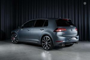 Pelēks Volkswagen Golf 2018 Viļņa, ar dzinēja tilpumu 1.98 L un nobraukumu 139 tūkst. km par 18999 €, foto 7 vietnē AUTOMOTO.COM.LV