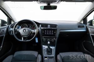 Pelēks Volkswagen Golf 2018 Rīga, ar dzinēja tilpumu 1.50 L un nobraukumu 99 tūkst. km par 14950 €, foto 10 vietnē AUTOMOTO.COM.LV