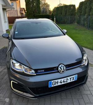 Grey Volkswagen Golf 2018 in Kaunas, with an engine capacity of 1.40 L and mileage of 180 thousand km for 11750 €, photo 11 on AUTOMOTO.COM.LV