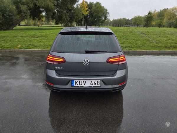 Pelēks Volkswagen Golf 2019 Panevēža, ar dzinēja tilpumu 1.00 L un nobraukumu 242 tūkst. km par 8712 €, foto 6 vietnē AUTOMOTO.COM.LV