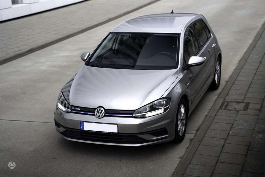 Grey Volkswagen Golf 2019 in Vilnius, with an engine capacity of 1.50 L and mileage of 154 thousand km for 12100 €, photo 7 on AUTOMOTO.COM.LV