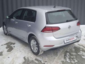 Grey Volkswagen Golf 2019 in Vilnius, with an engine capacity of 1.60 L and mileage of 137 thousand km for 11900 €, photo 4 on AUTOMOTO.COM.LV