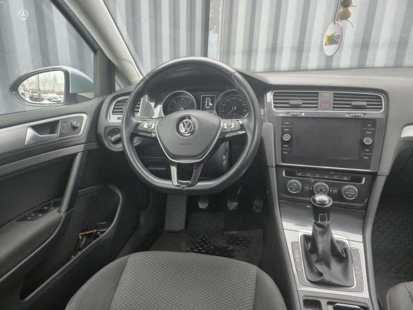 Pelēks Volkswagen Golf 2019 Viļņa, ar dzinēja tilpumu 1.60 L un nobraukumu 137 tūkst. km par 11900 €, foto 6 vietnē AUTOMOTO.COM.LV
