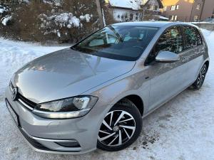 Grey Volkswagen Golf 2019 in Vilnius, with an engine capacity of 1.97 L and mileage of 217 thousand km for 10950 €, photo 3 on AUTOMOTO.COM.LV