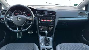 Grey Volkswagen Golf 2019 in Vilnius, with an engine capacity of 1.97 L and mileage of 217 thousand km for 10950 €, photo 16 on AUTOMOTO.COM.LV