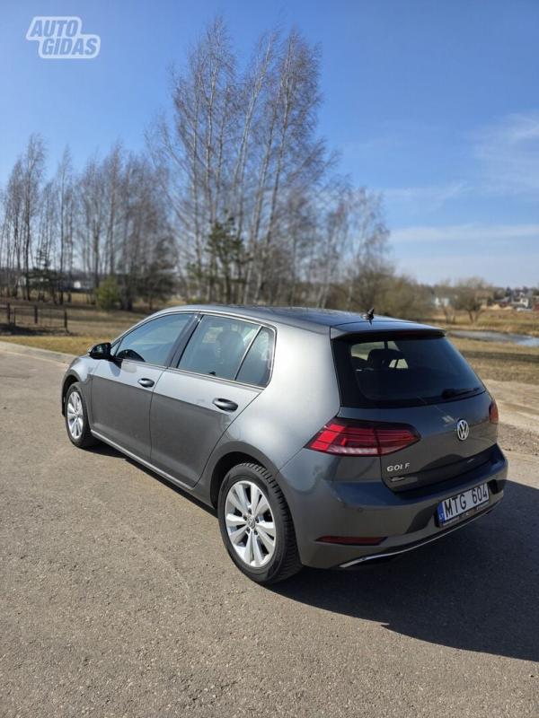 Grey Volkswagen Golf 2019 in Elektrenai, with an engine capacity of 1.60 L and mileage of 79 thousand km for 15900 €, photo 4 on AUTOMOTO.COM.LV