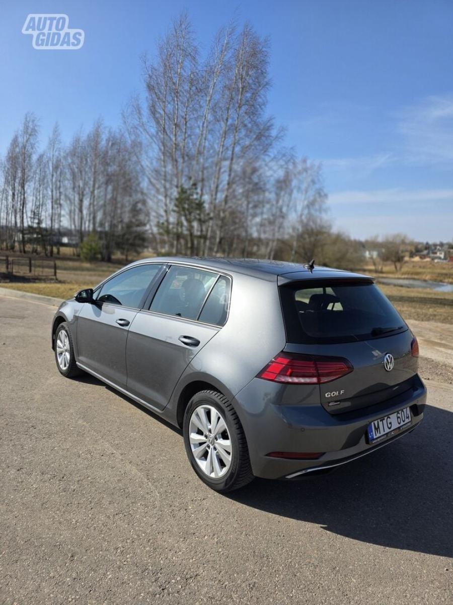 Pelēks Volkswagen Golf 2019 Elektrėnai, ar dzinēja tilpumu 1.60 L un nobraukumu 79 tūkst. km par 14800 €, foto 4 vietnē AUTOMOTO.COM.LV