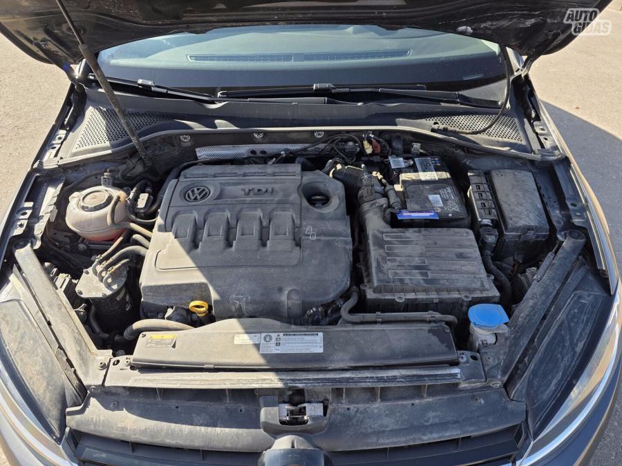 Pelēks Volkswagen Golf 2019 Elektrėnai, ar dzinēja tilpumu 1.60 L un nobraukumu 79 tūkst. km par 14800 €, foto 8 vietnē AUTOMOTO.COM.LV